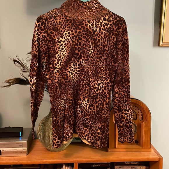 Context | Sweaters | 55 Leopard Print Turtleneck Sweater | Poshmark